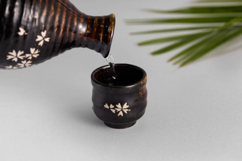 Sake Jepang Terbuat Dari Apa dan Bagaimana Cara Membuatnya?