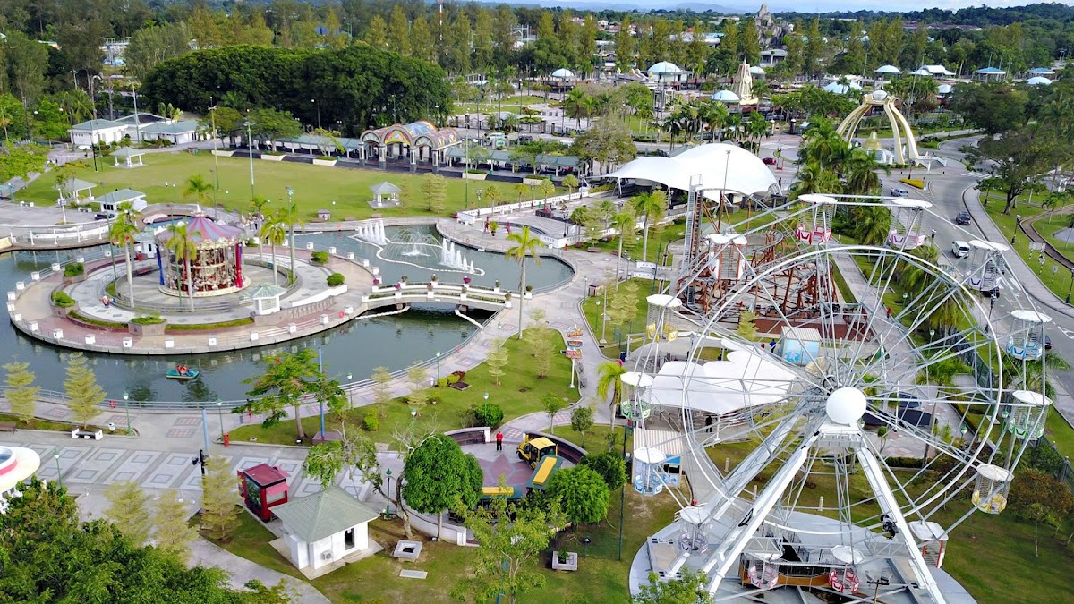 Jerudong Park: Taman Hiburan Terbesar dan Termahal di Asia Tenggara